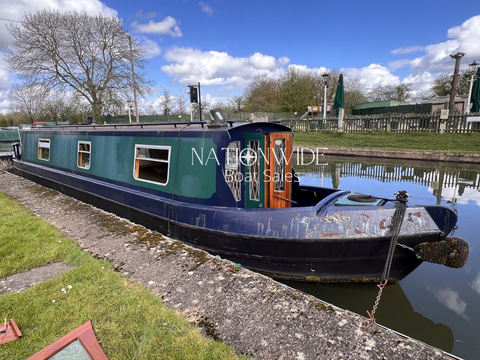 Canal and River Boat Finder